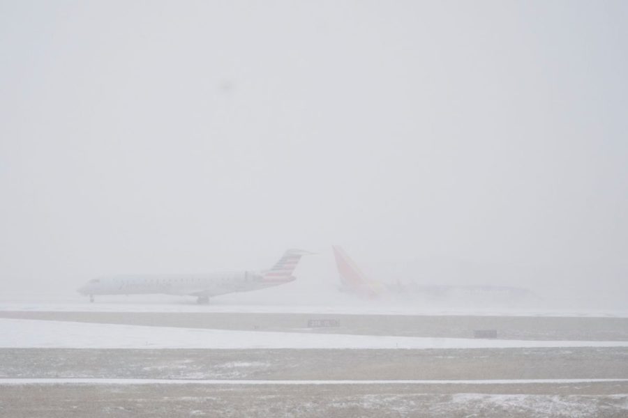 The airports hit hardest as more than 10,100 flights canceled due to ...