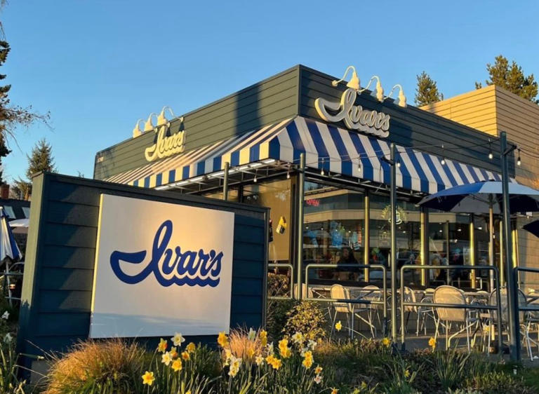 7 chain restaurants known for frying fish fresh to order