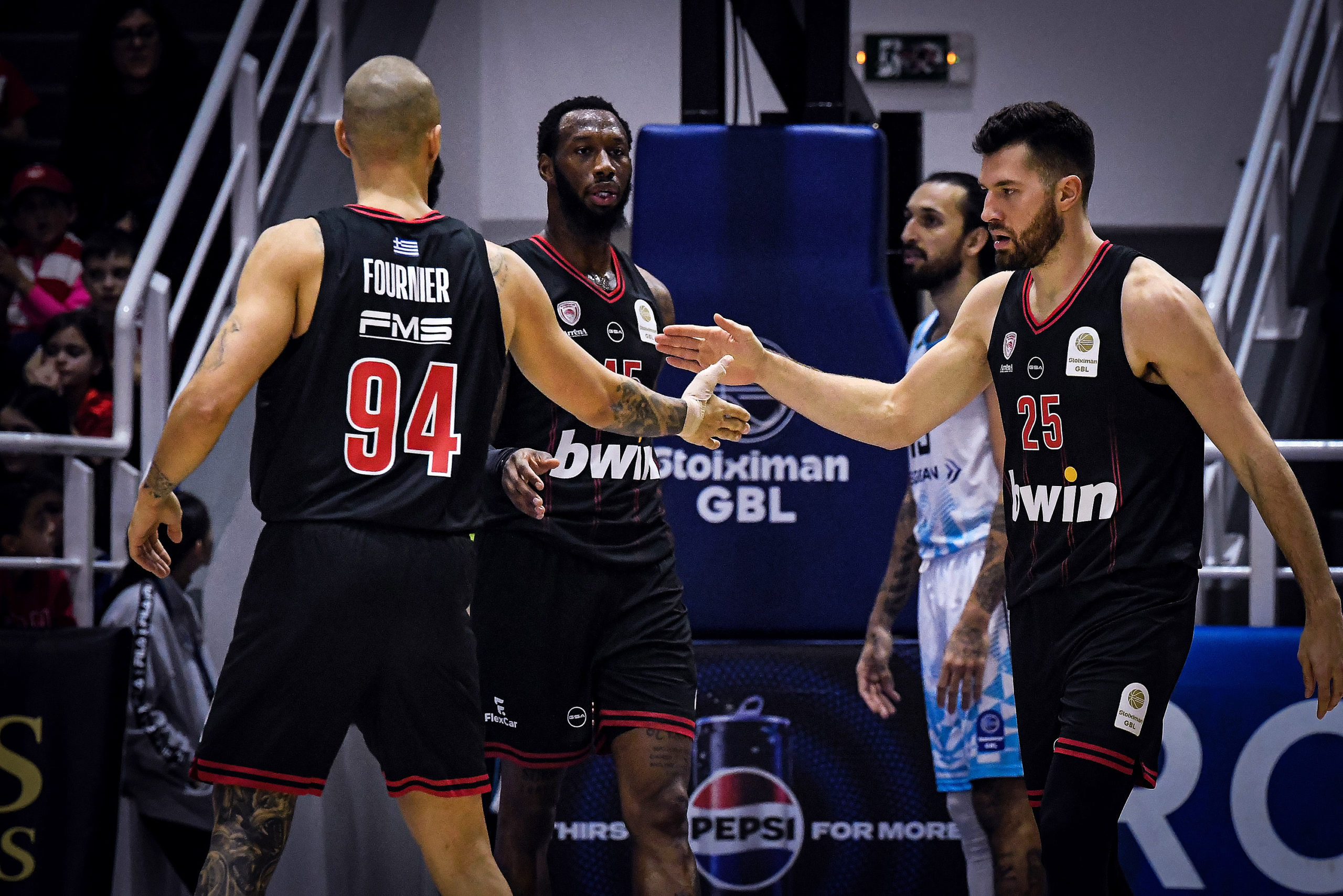 Κολοσσός – Ολυμπιακός 85-98: Δύσκολη νίκη για τους Ερυθρόλευκους στη ...