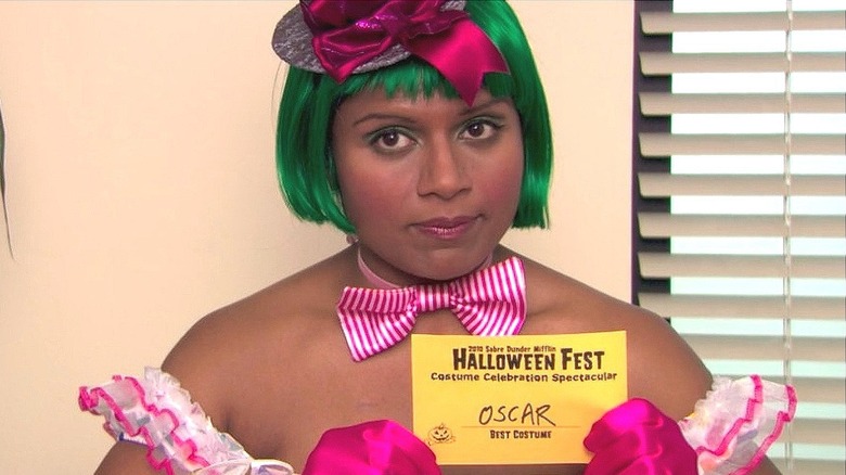 The Office fans still don't understand Kelly's costume for the ...