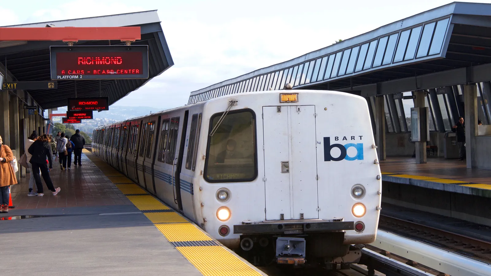 BART seals Powell Street entrance as San Francisco’s biggest mall nears ...