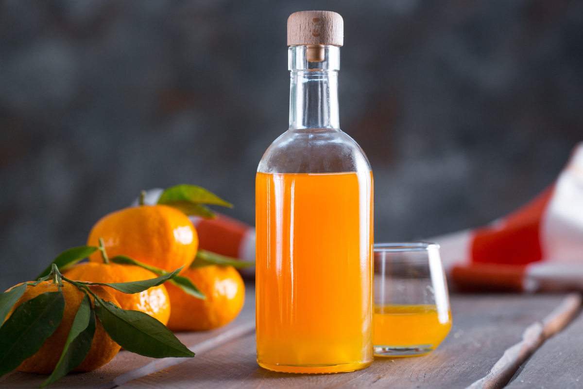 Mandarin liqueur