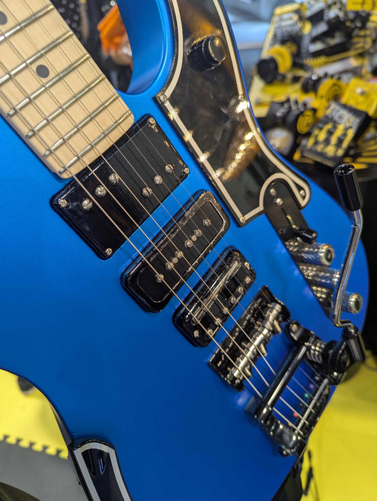 Up-close with Jack White’s NFL halftime show Triplecaster – built just ...