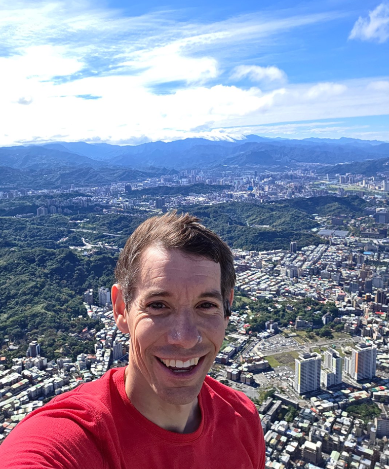 Netflix’s Skyscraper Live sees Alex Honnold triumph: updates