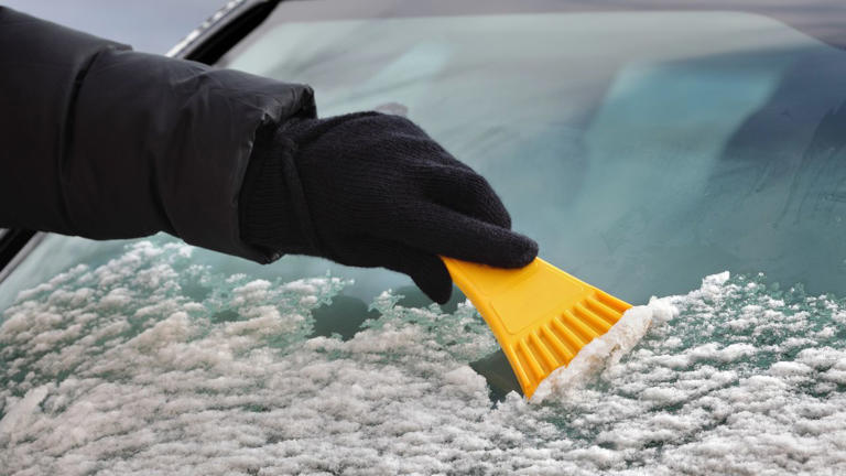 Never pour hot water on a frozen windshield — here's the safe way to ...