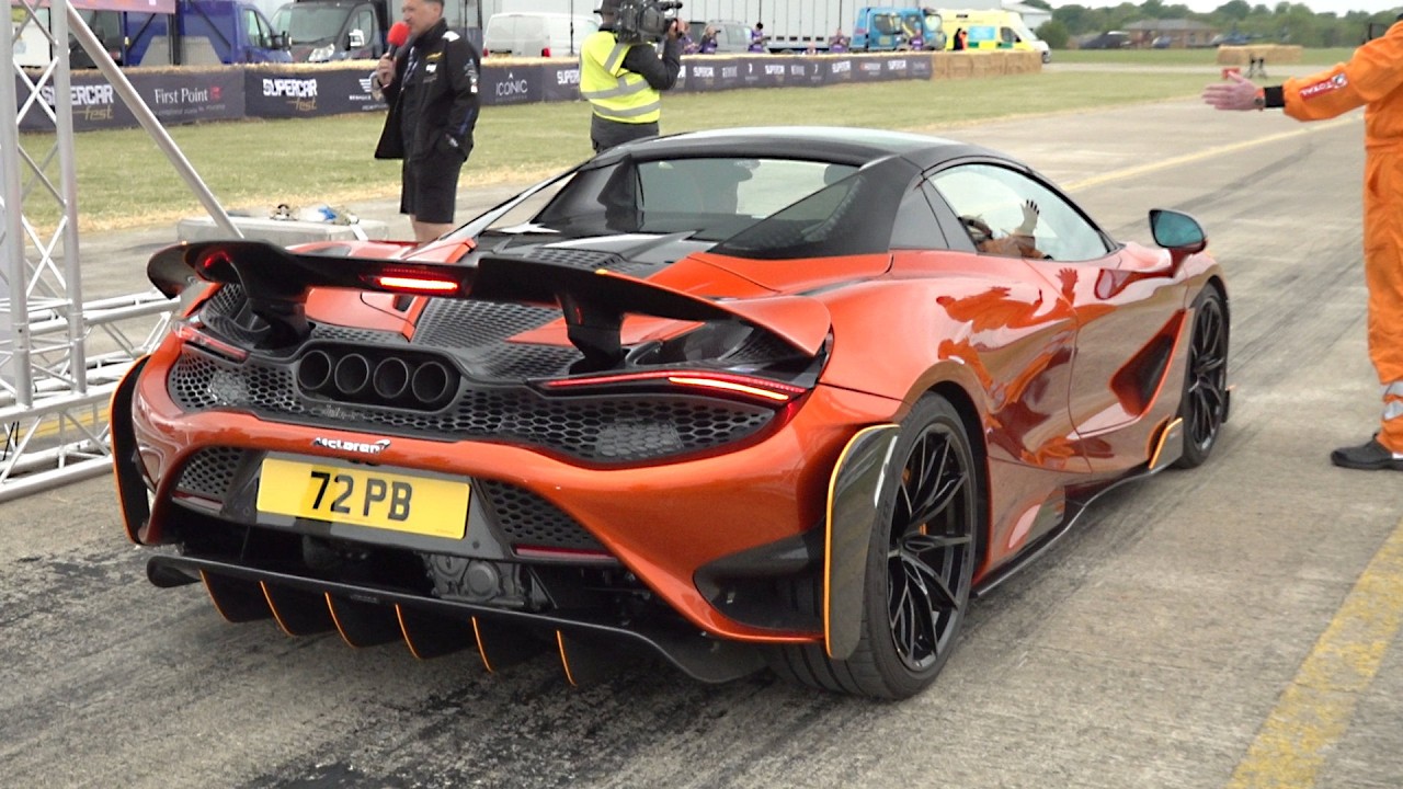 Supercars show off impressive acceleration in action