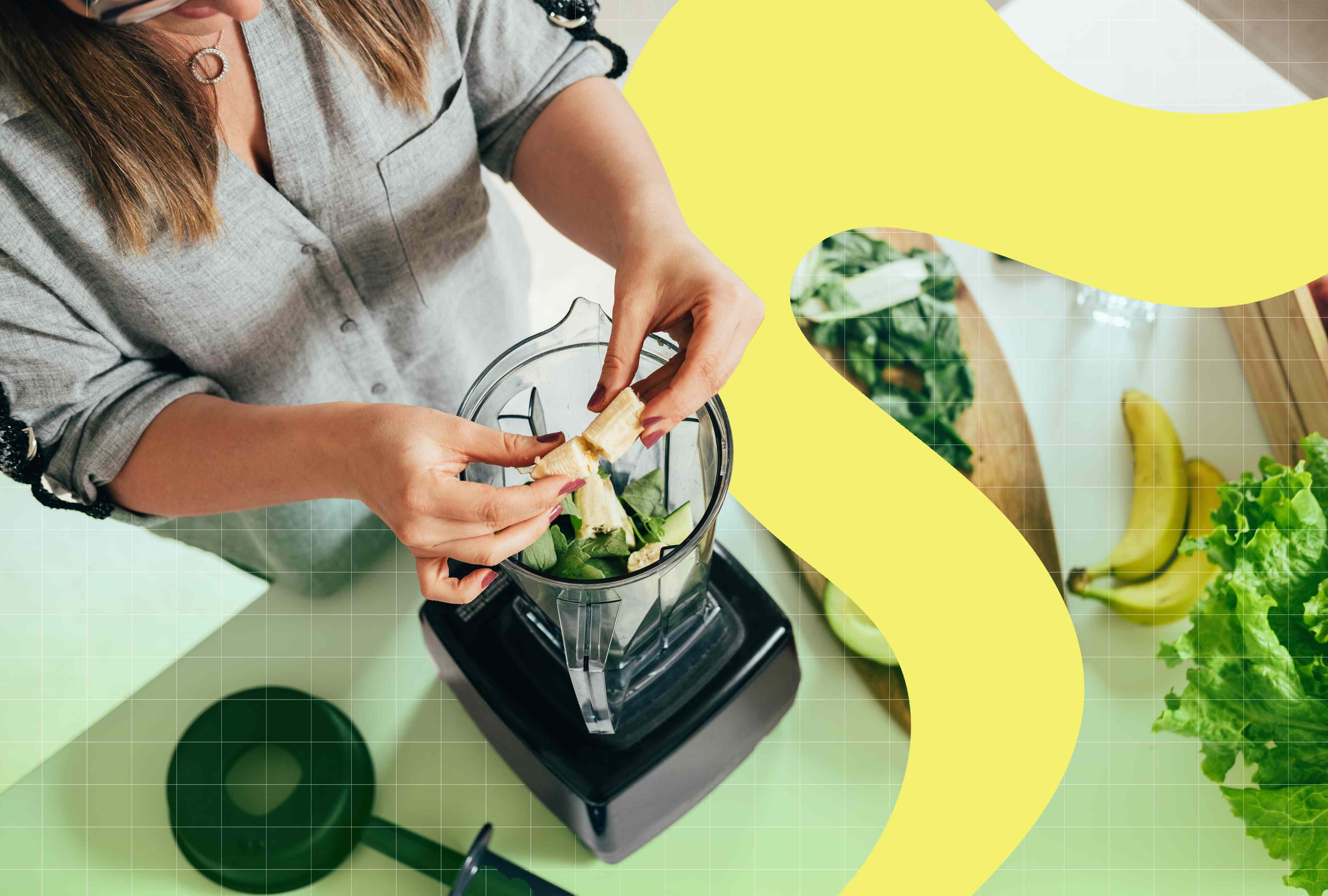 We asked 3 dietitians the secret to making smoothies more filling—they ...