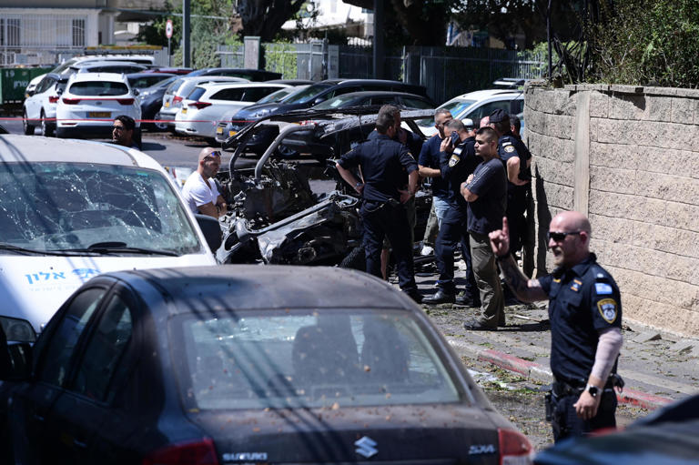 Police respond to reports of gunfire on Jerusalem Boulevard in Jaffa