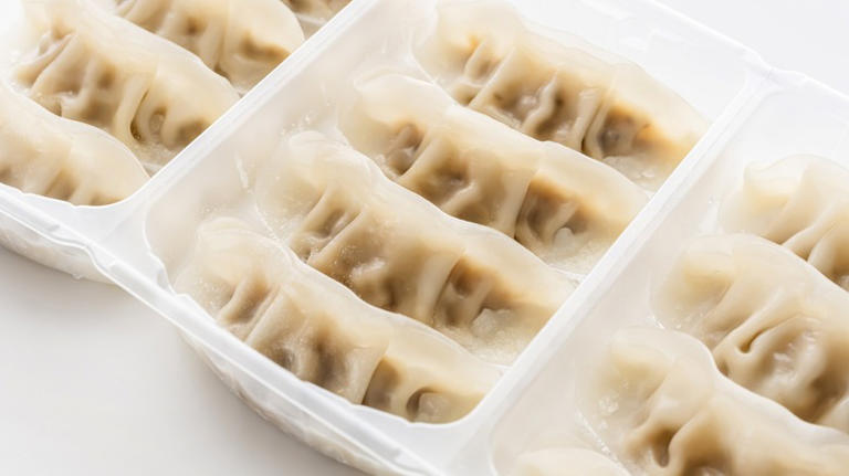 The easy way to make a full meal out of frozen dumplings in less than ...