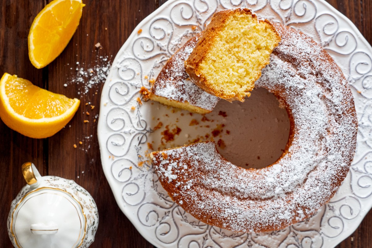 Orange bundt cake