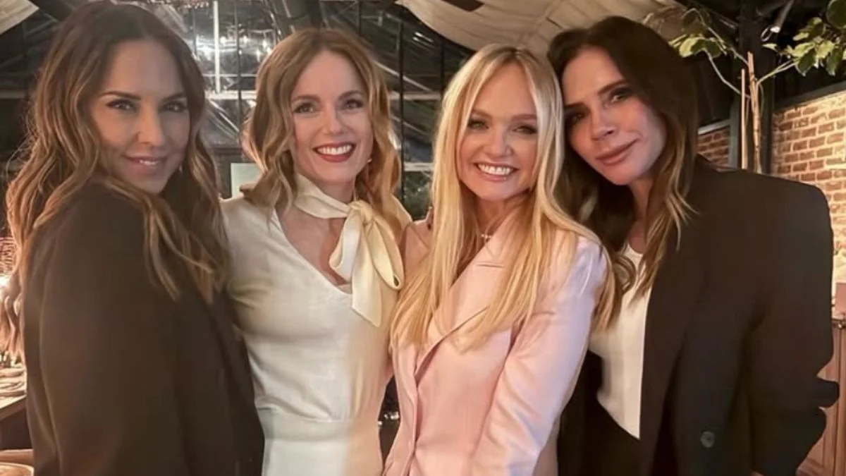 Spice Girls to the rescue – Victoria Beckham supported by bandmates ...