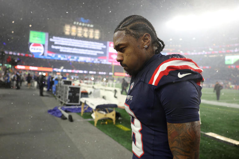 Report: Stefon Diggs passed on Broncos to sign with Patriots in 2025