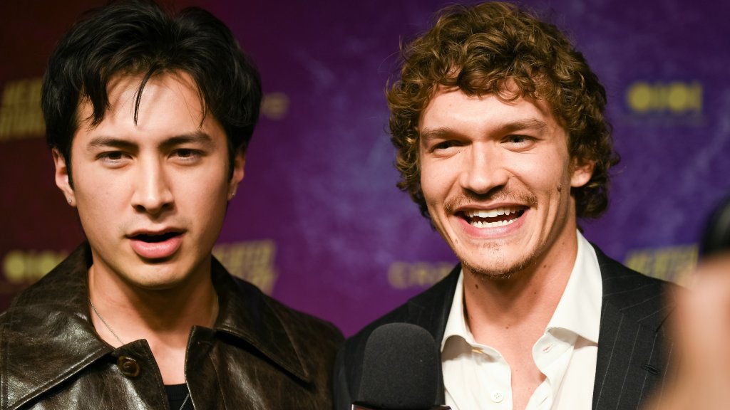 'Heated Rivalry' stars Hudson Williams and Connor Storrie carry Olympic ...