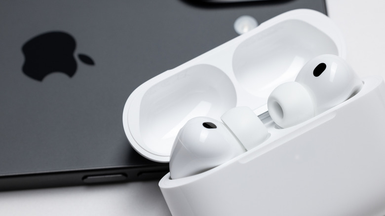 5 cheaper alternatives to AirPods Pro actually worth buying
