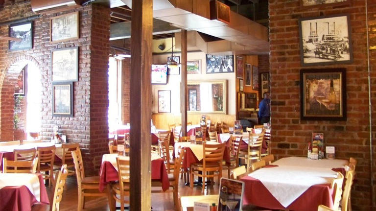 10 Kitchen Nightmares restaurants that are still open today