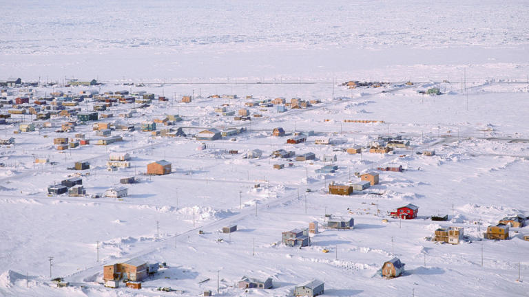 After months of darkness, Alaska’s Utqiagvik sees first sunrise since ...