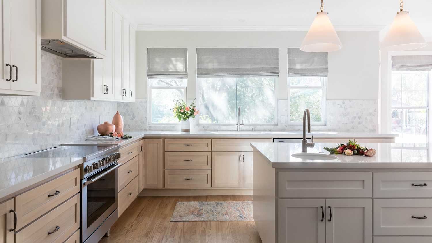 This window treatment is back - and it makes any room look 2x more ...