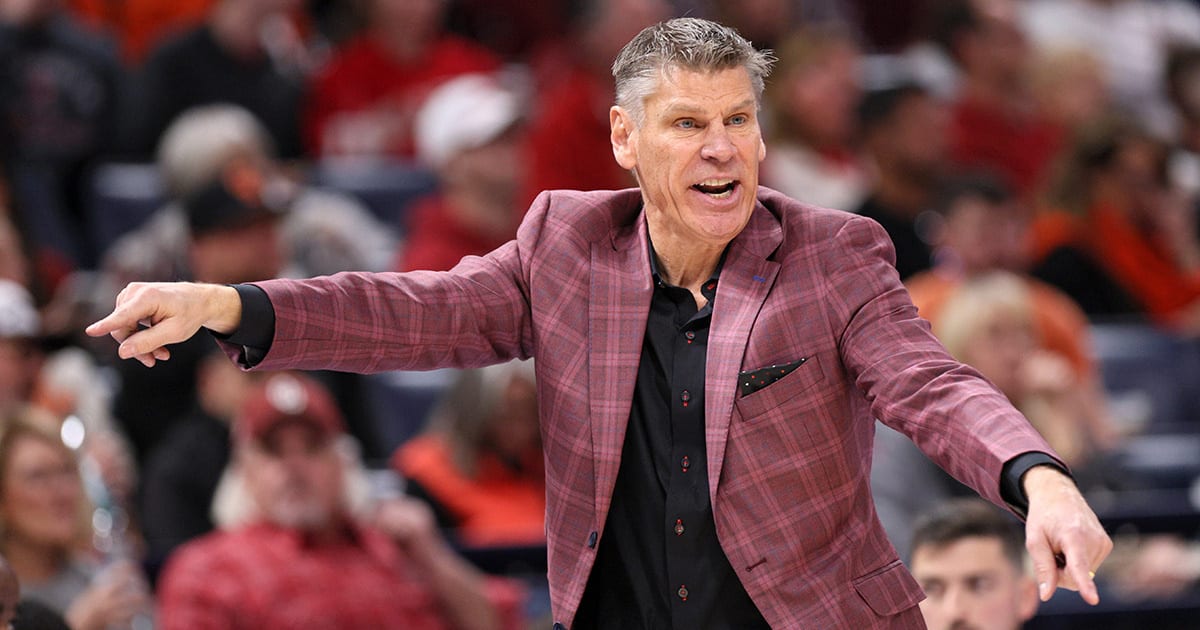 Porter Moser reacts to Missouri’s OT game-winner: ‘I feel for my guys’