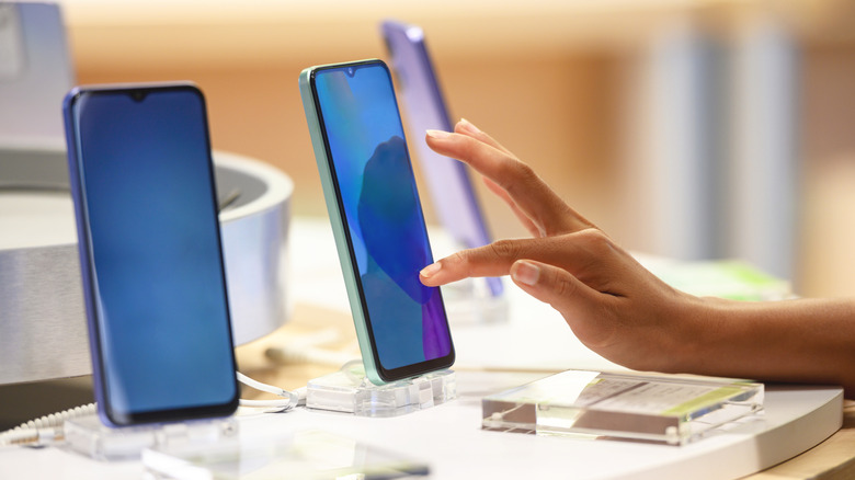 The 4 least reliable Android phones, according to Consumer Reports