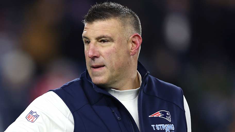 Mike Vrabel's words about Adam Vinatieri send a message to Patriots rookie