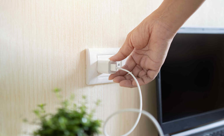 7 household items you should always unplug before bed, electricians warn