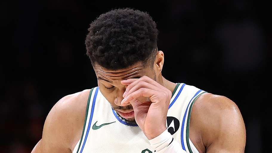 Warriors reporter flames Bucks’ trade deadline plans as Giannis saga looms