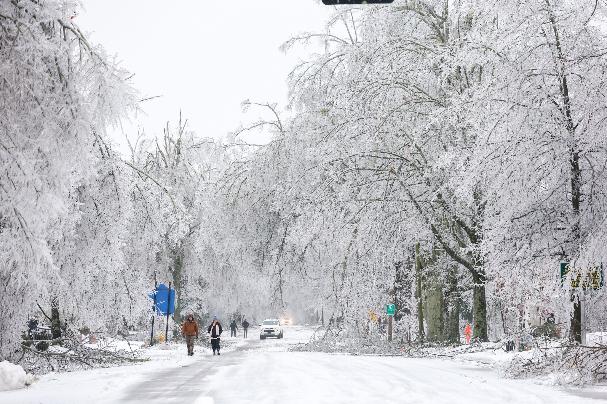 Ole Miss opens warming center in student union