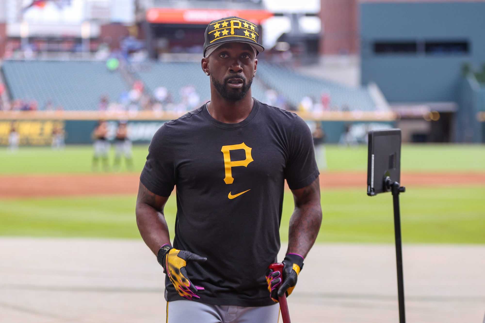 Andrew McCutchen airs out Pirates grievances after fan-fest snub