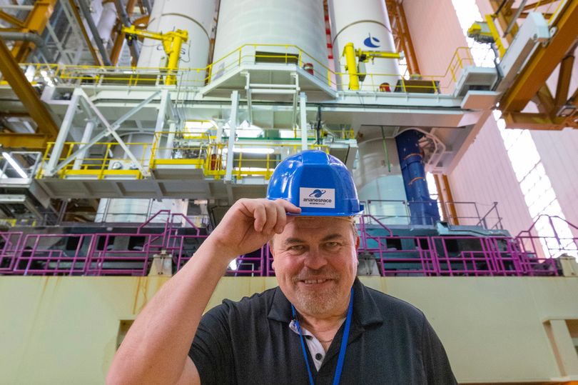 Aliens could soon be on Jupiter moon Europa as sinking ice 'creating ...