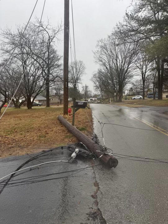 Power restored to many across East Tennessee after winter storm