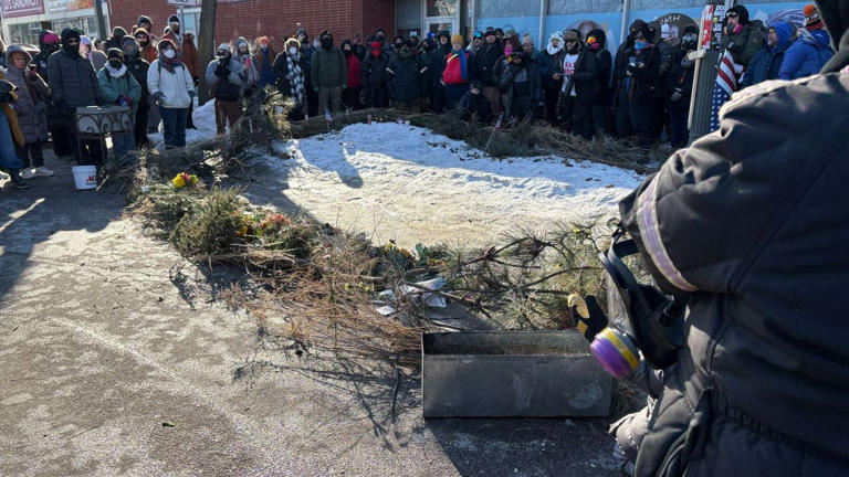 Minneapolis shooting: Minnesota CEOs call for peace after Alex Pretti ...