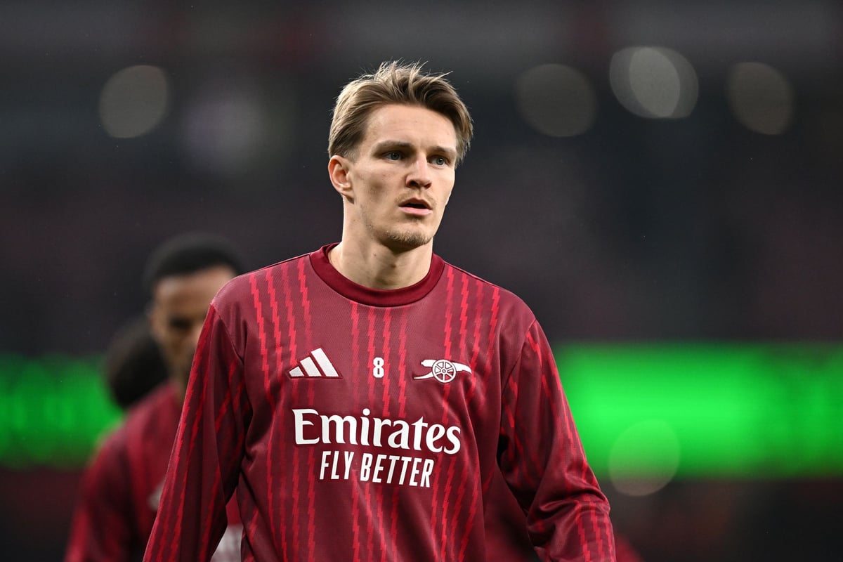 Arsenal 0-0 Man Utd: Underway in Premier League clash - Live