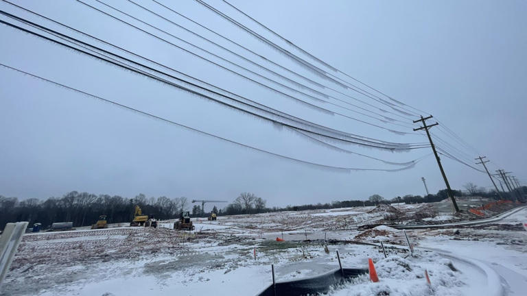 Live updates: Power outages reported after last blast of wintry ...