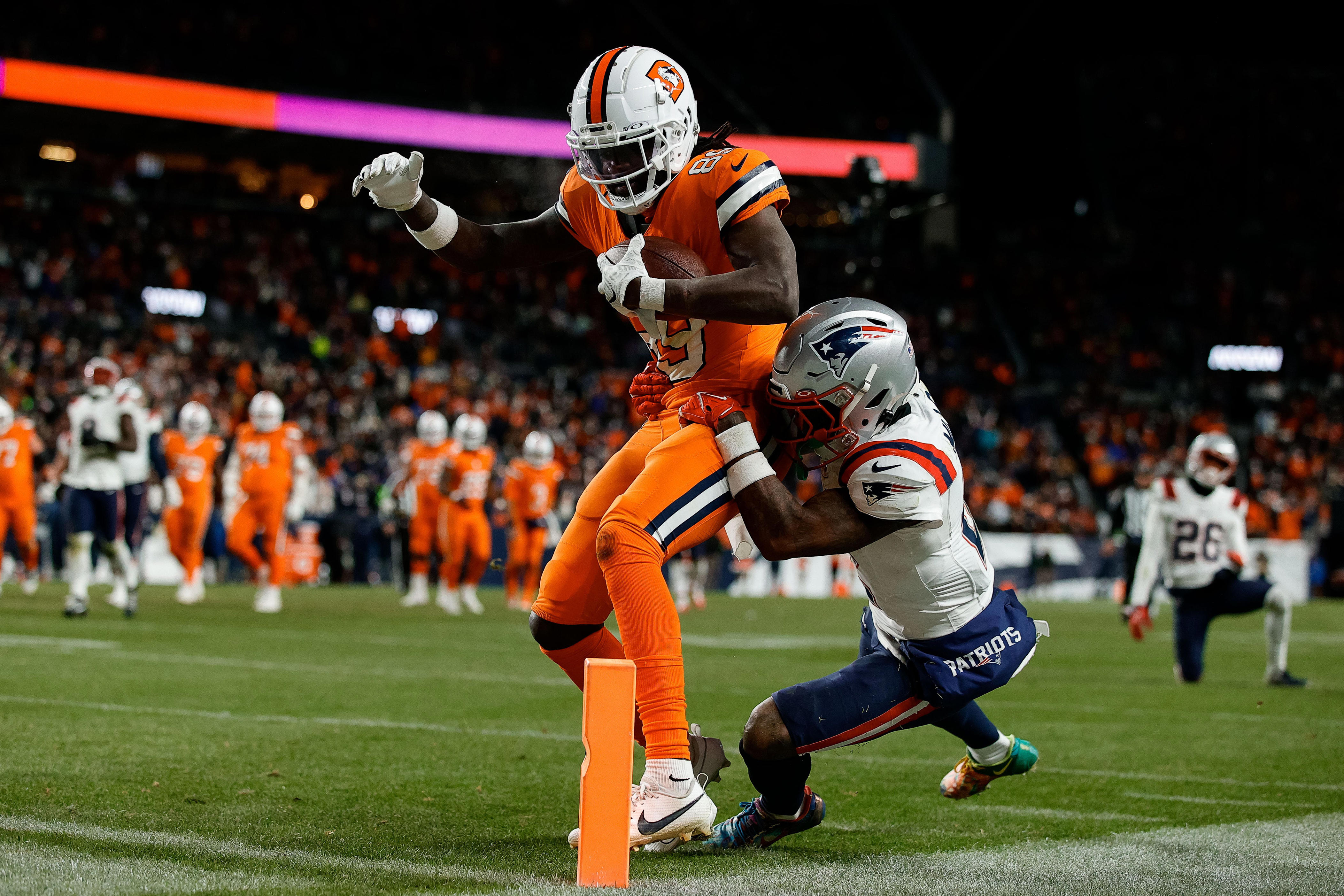 What channel is Broncos vs Patriots game on today? Start time, NFL ...