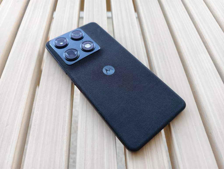 Motorola Signature review: A flagship that focuses on what matters