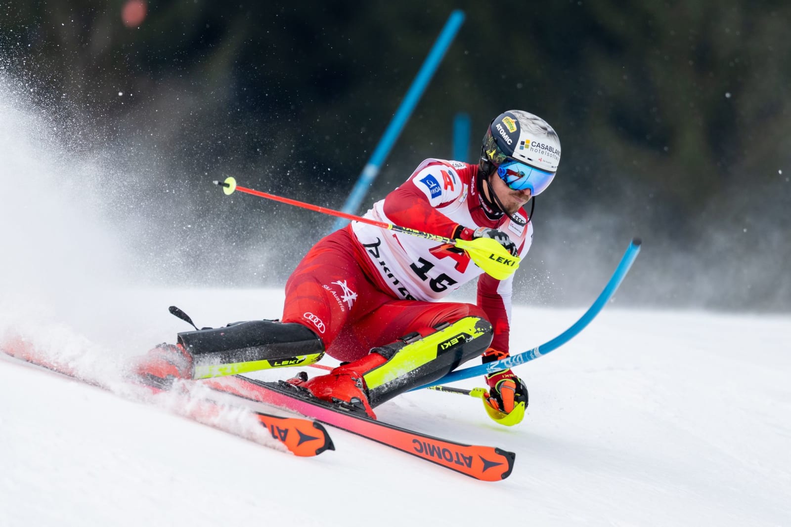Feller delights Austria with slalom victory in Kitzbühel