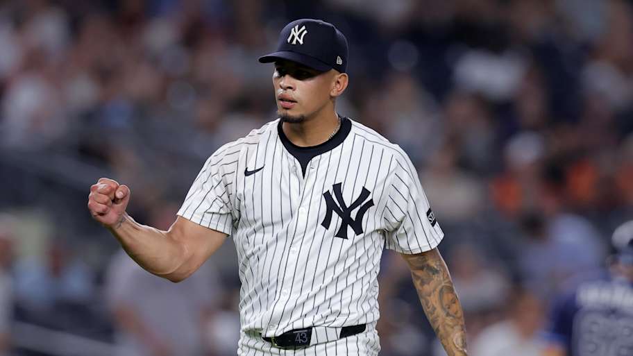 Veteran pitcher bids farewell to Yankees
