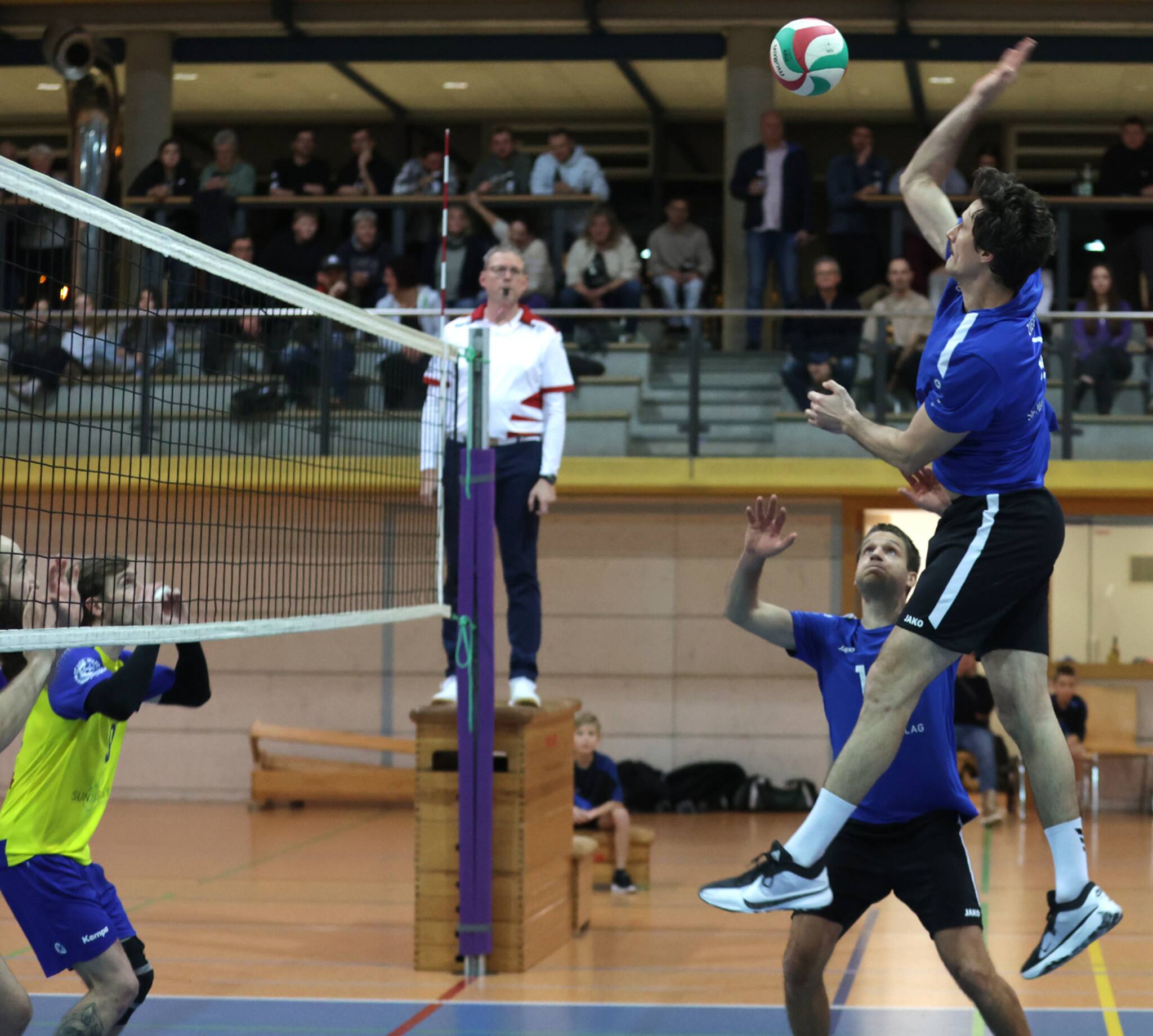 Happy End für die SG MADS Ostalb in der Heidehalle nach einem 1:2 ...