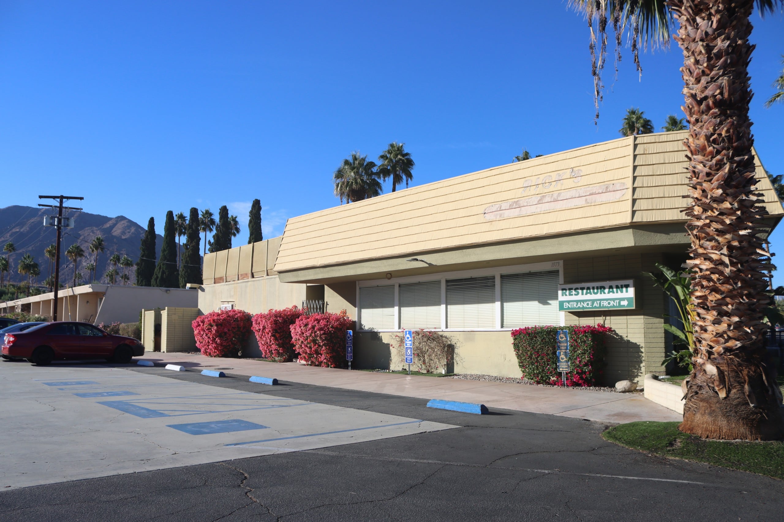 Hotel expansion breezes through architectural review despite earlier ...