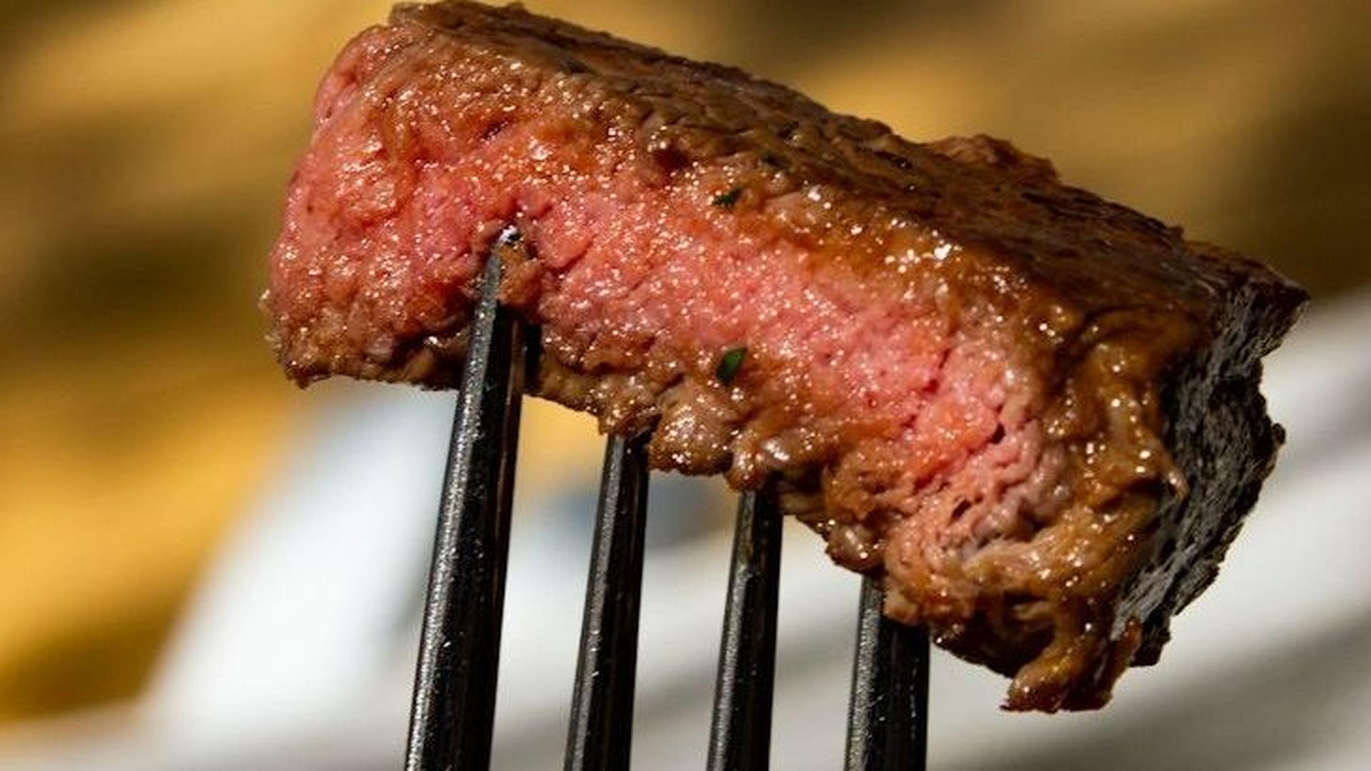 5 meat cuts butchers keep and 3 they rarely recommend