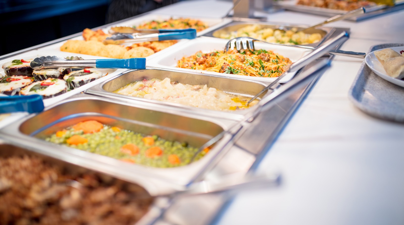 Old-school cafeteria foods that would go viral today