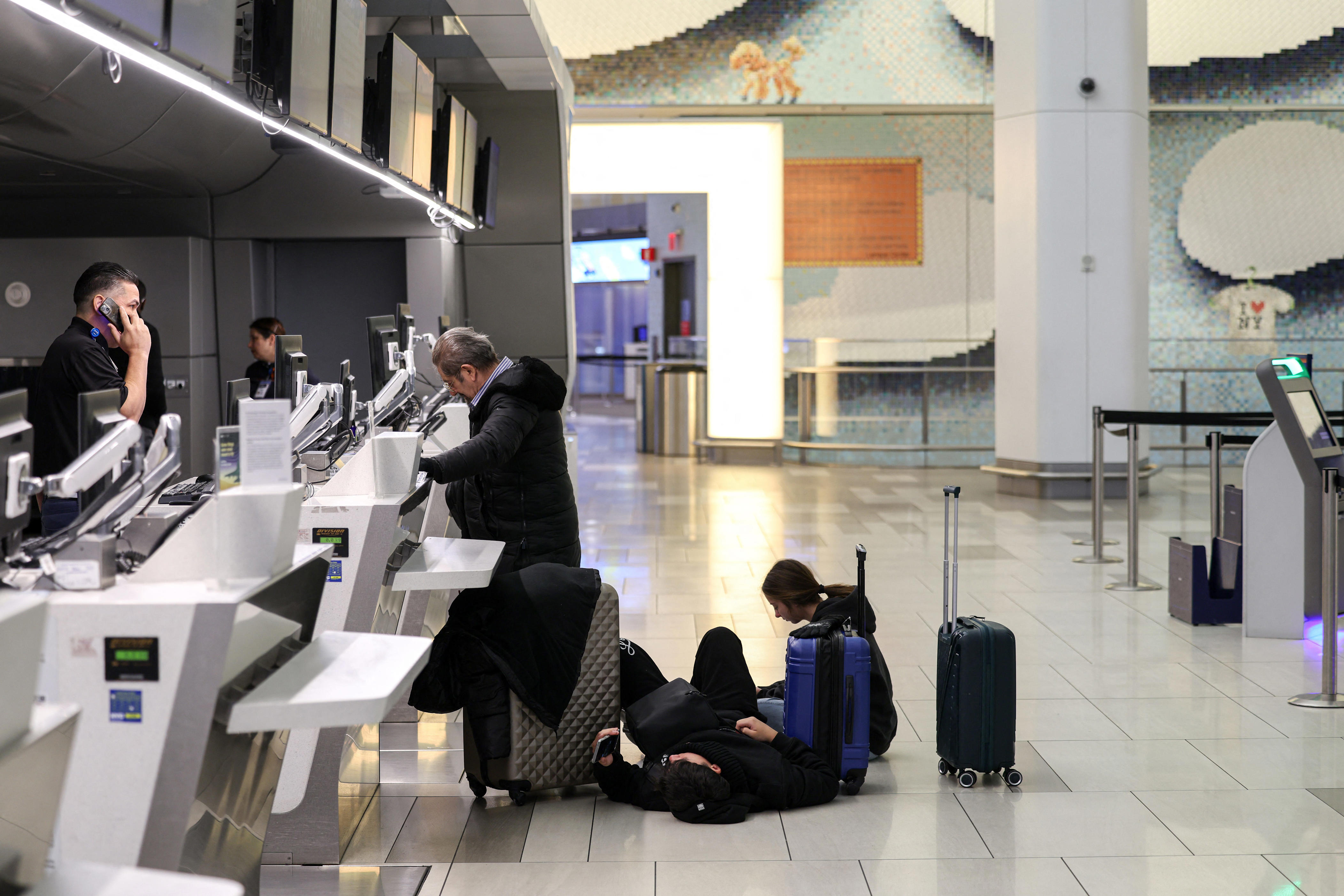 Flight cancellations, delays may continue for days. Live updates