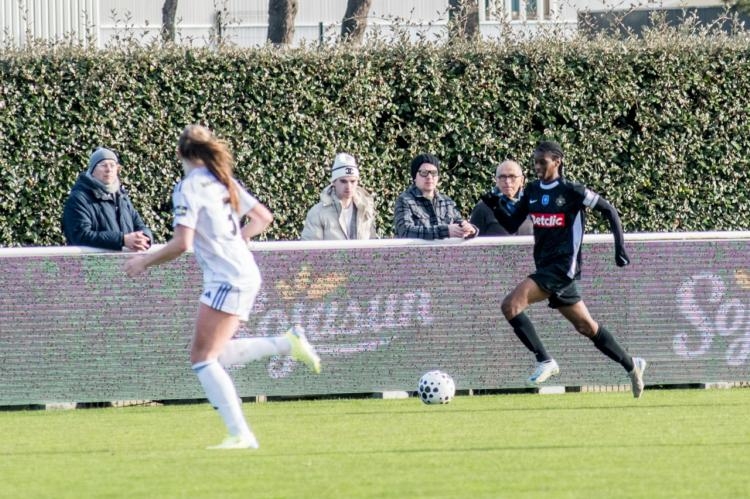 Football. Coupe de France féminine : Pamela Babinga satisfaite malgré l ...