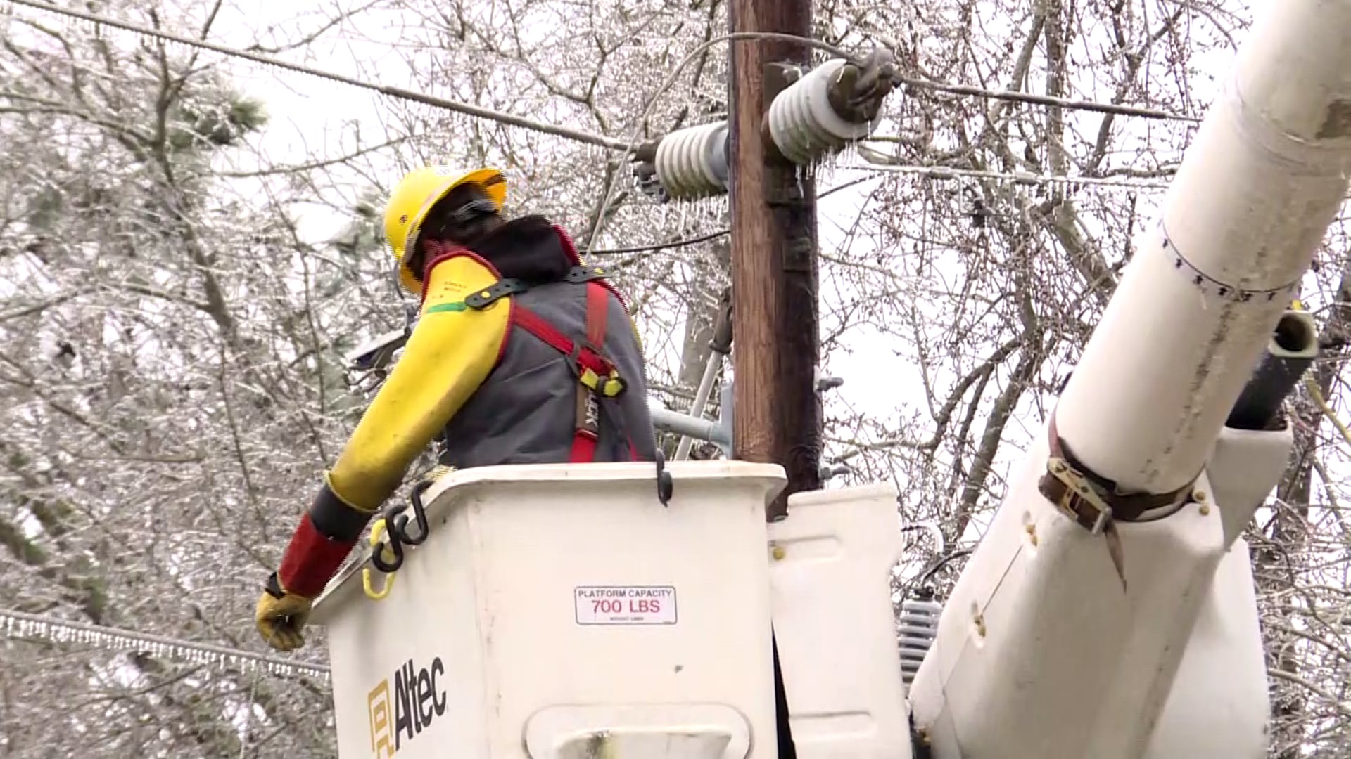 Power goes out in winter storm? Here’s what to do