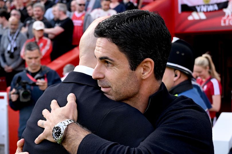 Liverpool and Arne Slot sent brutal reminder during Arsenal defeat ...