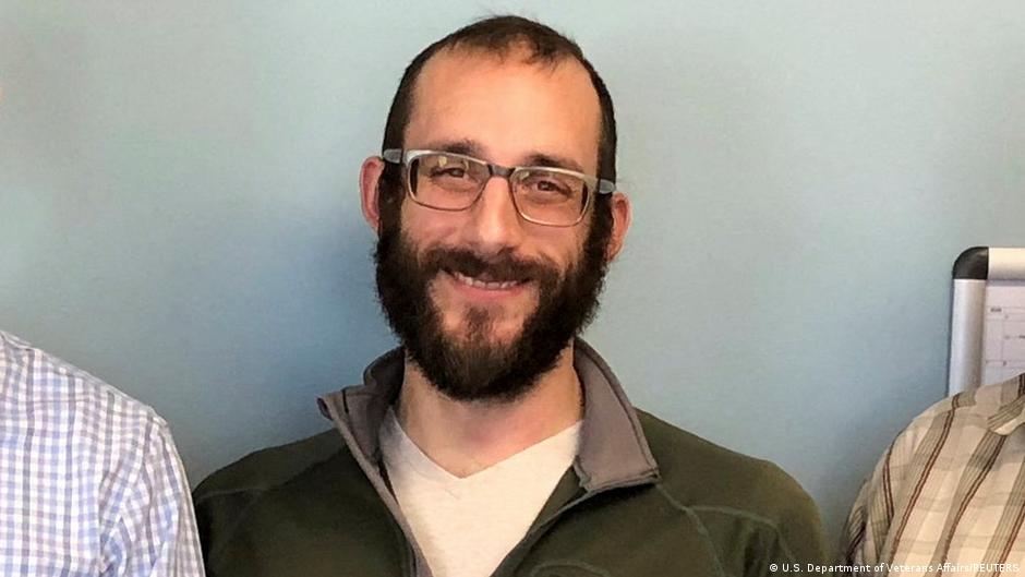 Minneapolis: Alex Pretti's family slams Trump admin 'lies'