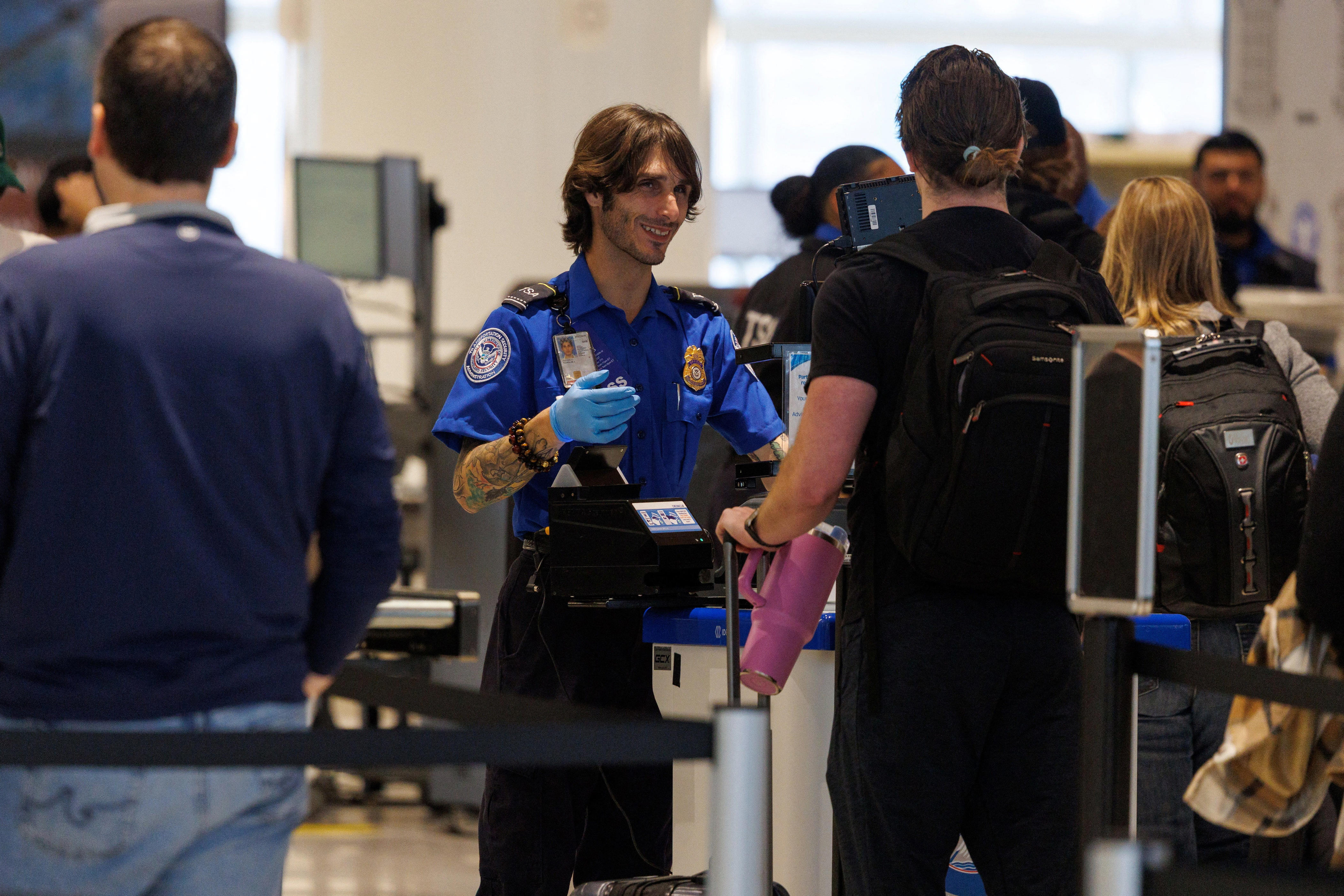 Winter storm cancels flights at Phoenix Sky Harbor Airport