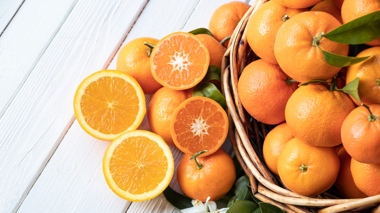 7 foods to eat and 7 foods to avoid for gout
