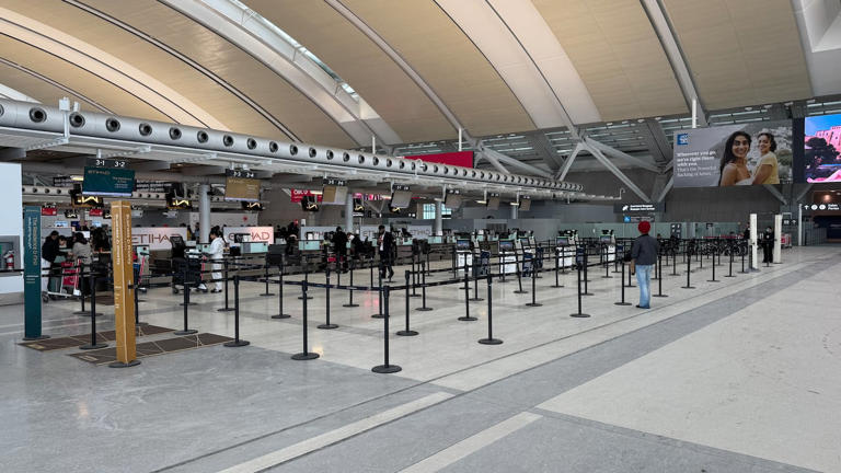 Snowstorm prompts Toronto's Pearson airport to cancel over half of ...