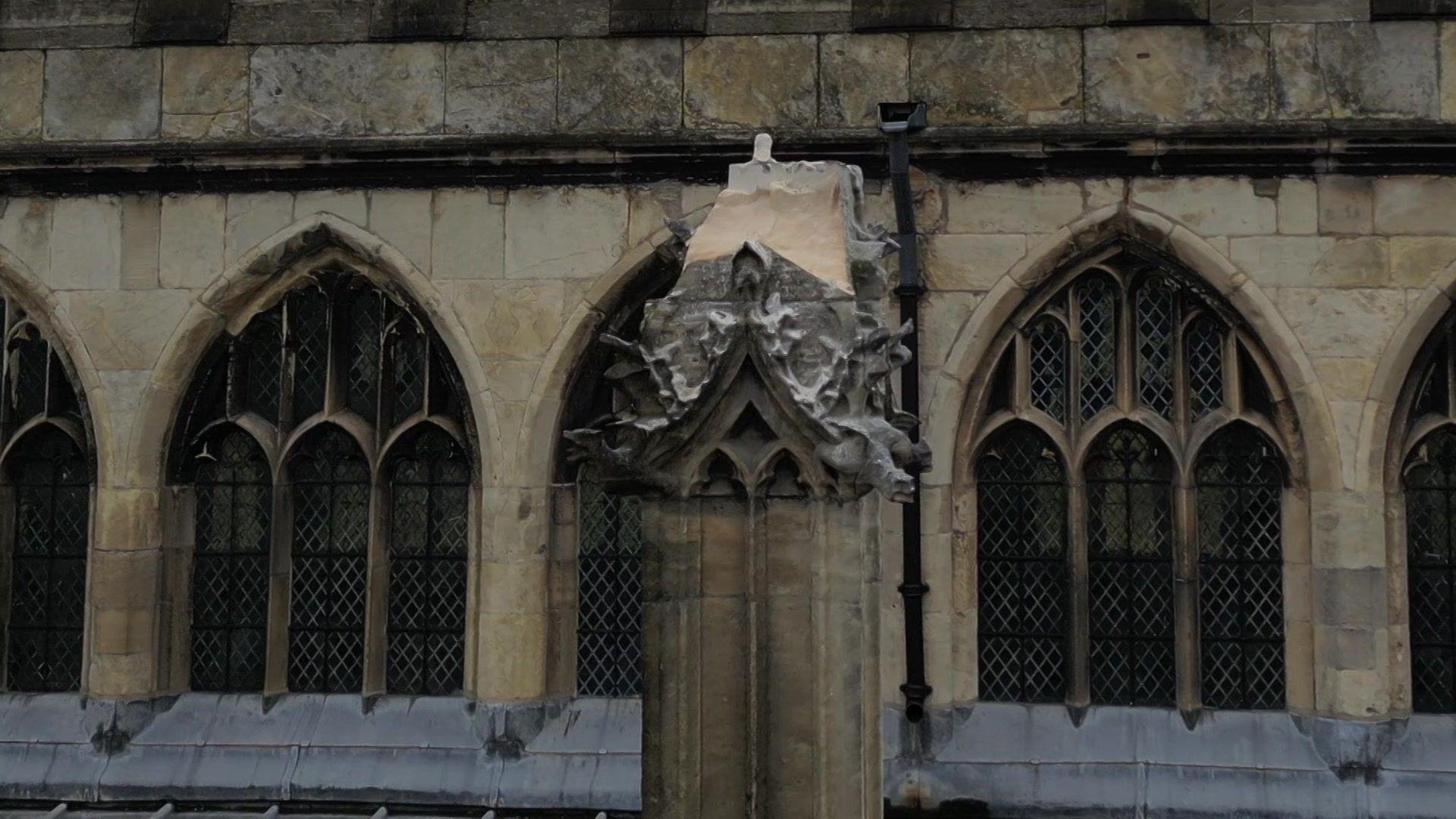 Minster forced to close due to 'loose' stonework